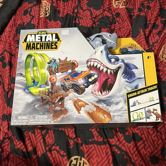 Zuru metal machine | Toys | Zuru Metal Machines Shark Attack Nwt | Poshmark